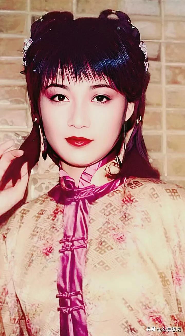 Ouyang Peishan star wallpaper! - iNEWS