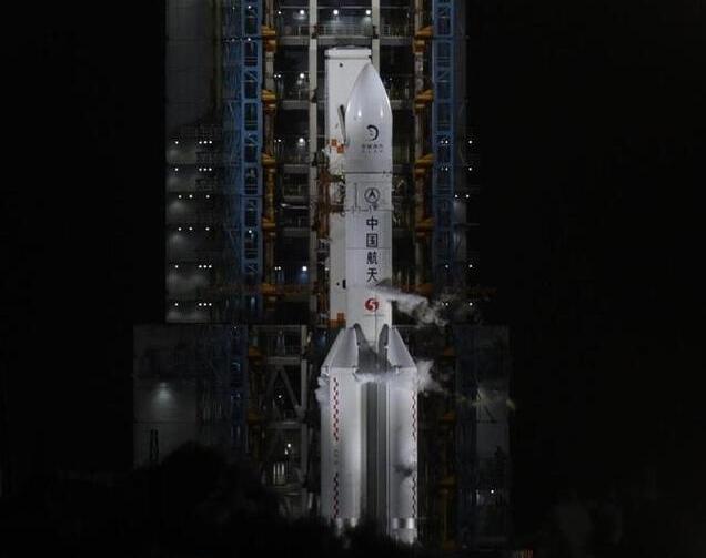 Why is the United States so eager to show off the moon's "originality ...