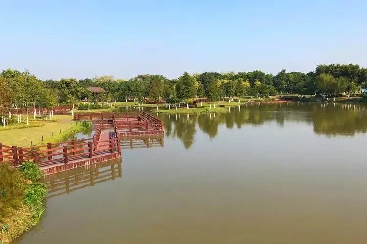 What kind of experience is it like to live by the most beautiful Baiyun ...