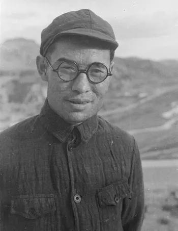 Gao Gang tried to persuade him to fight, but he was beaten up. Peng ...