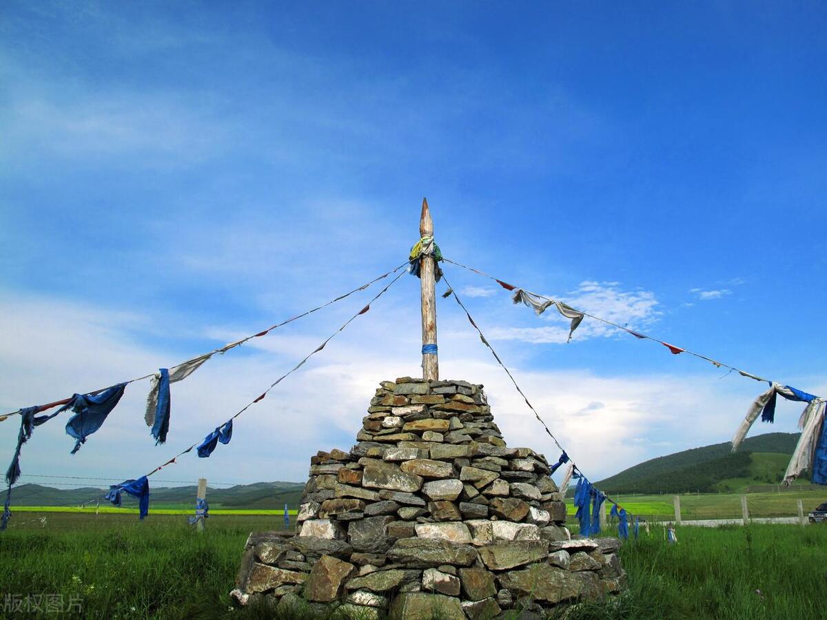 Worshiping Aobao is a traditional custom of the Mongolian nation. What ...