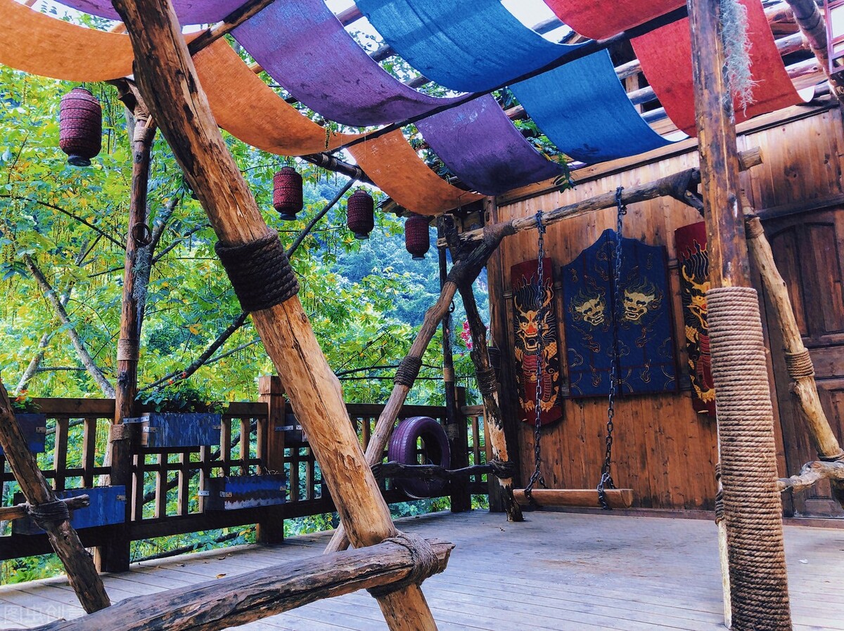 Fantastic martial arts town - Wangxian Valley - iNEWS