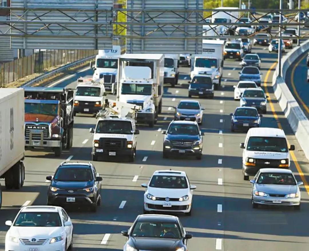 make a record! The average age of cars in the United States is 12.5 ...