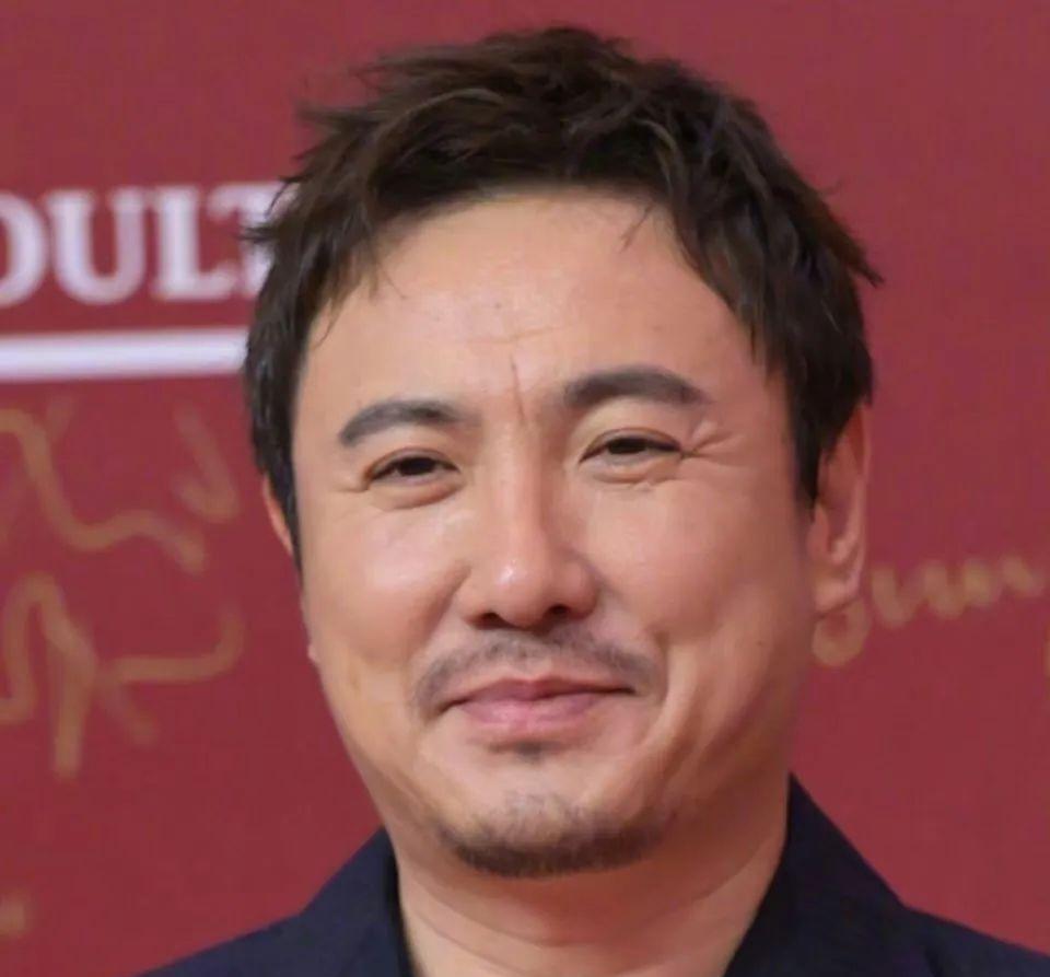 Nicholas Tse's "white hair" at the Shanghai Film Festival let everyone ...