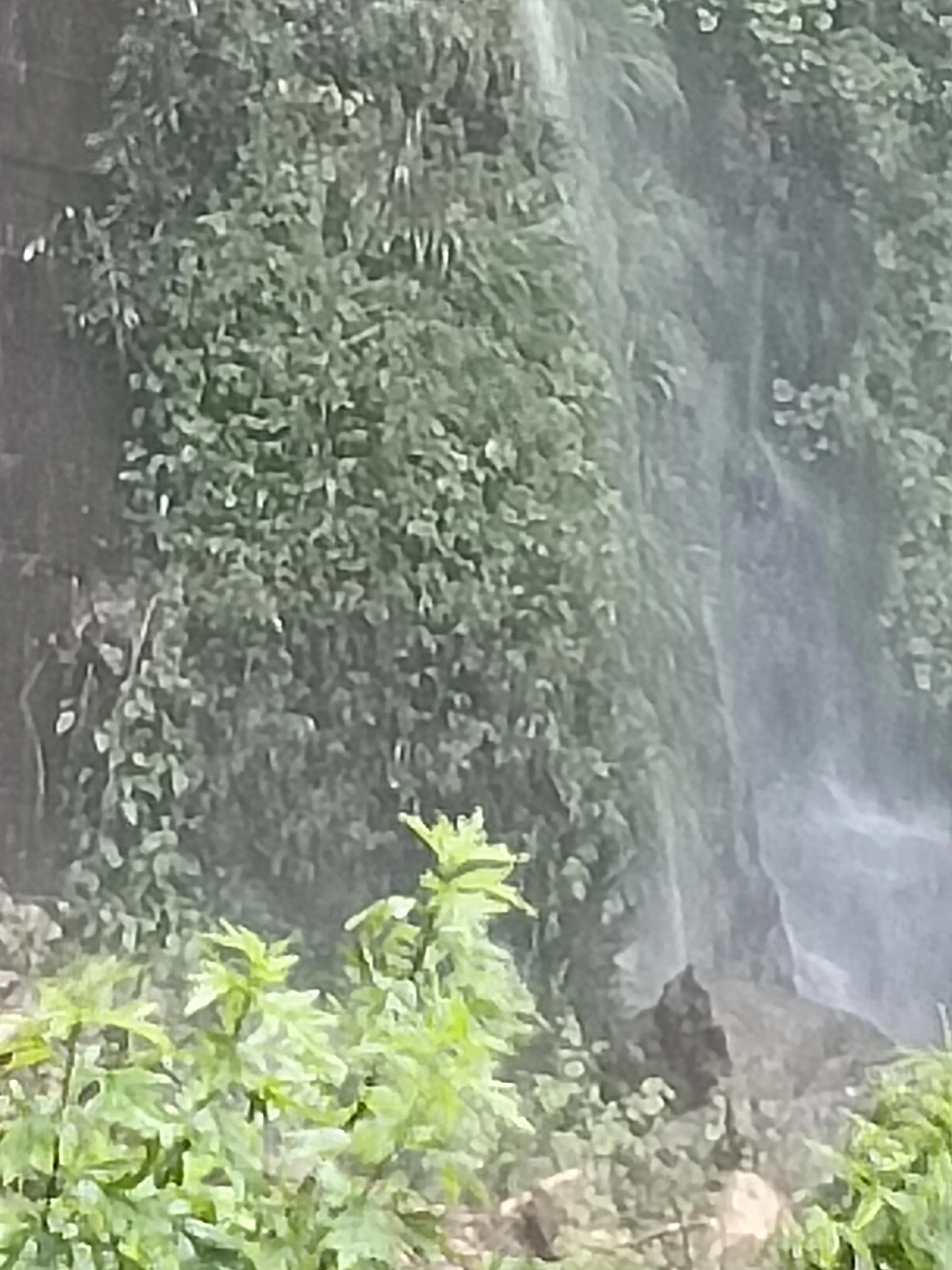 Visit Longkou Waterfall in Huaihua City - iNEWS