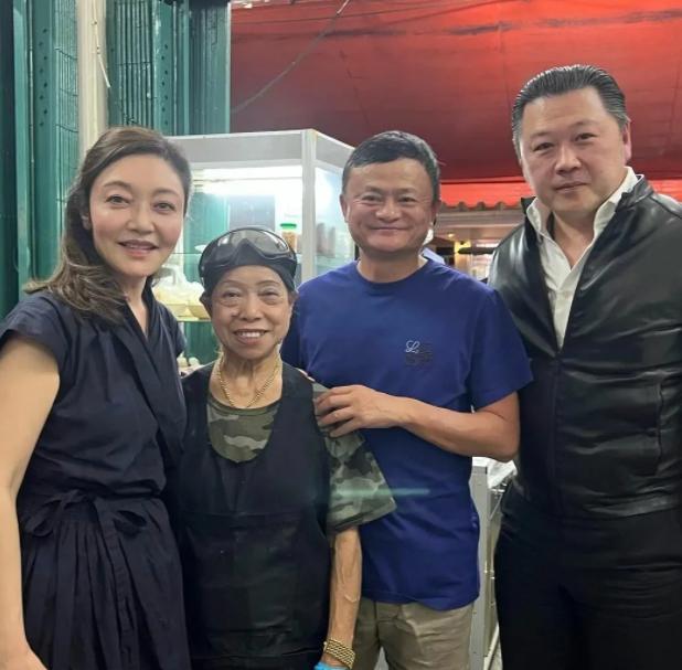 After leaving Japan, Ma Yun appeared in Thailand again, and ate a ...