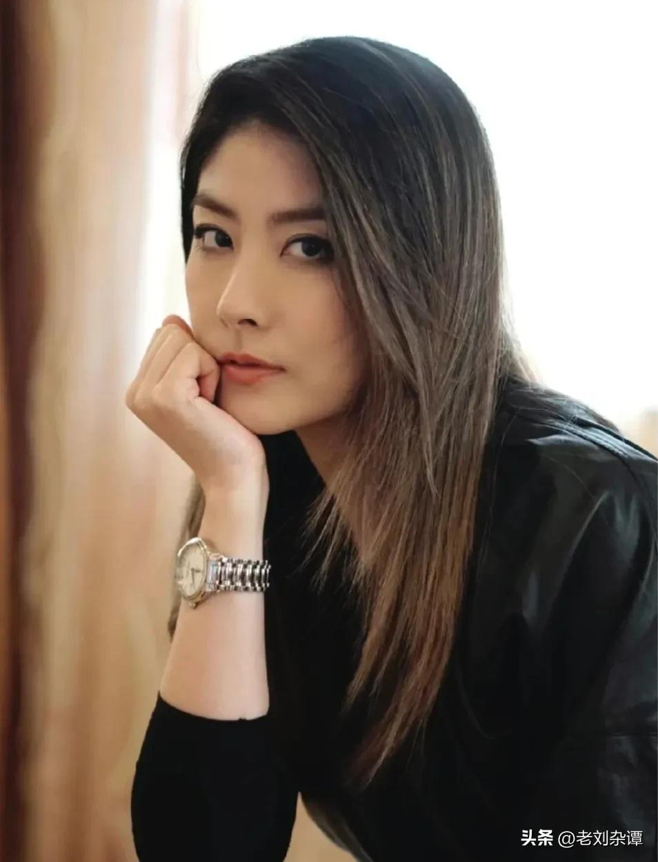 In those days, Chen Huilin entered the entertainment circle by ...