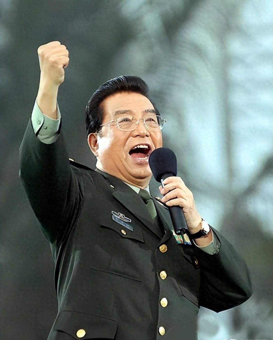 Li Shuangjiang, the King of Red Songs: Broken Dreams and Family Love ...