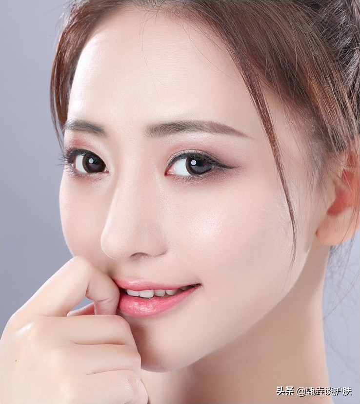 Can "Night Good Night Powder" control oil and nourish the skin, and ...