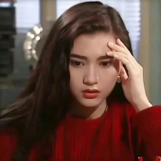 An inventory of ten long-faced actresses, majestic and classy, gentle ...