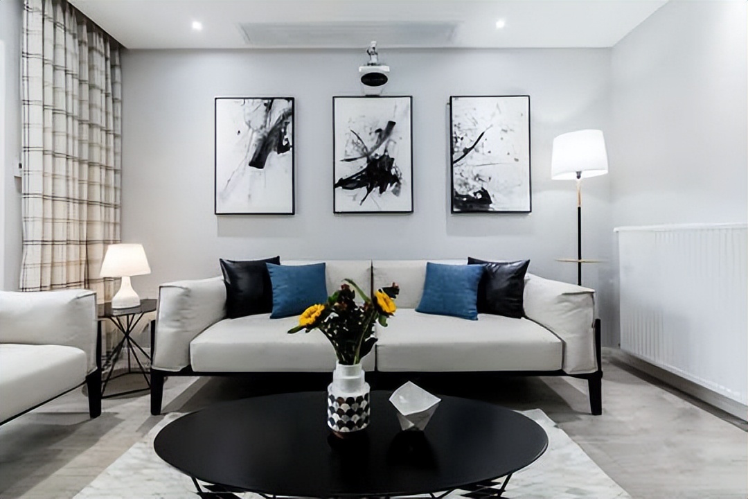 The 81-square-meter Nordic-style porch retains the original texture of ...