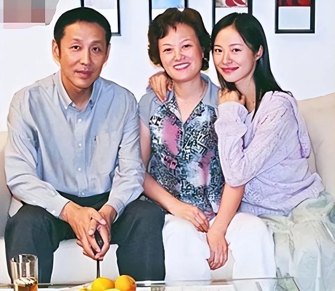 Chen Daoming really knows how to marry a wife! Du Xian is 68 years old ...