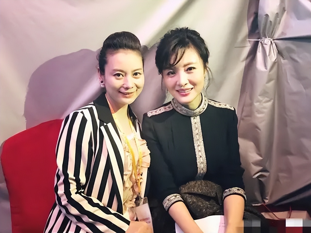 Zhu Jun and Tan Mei look like father and daughter in the same frame ...