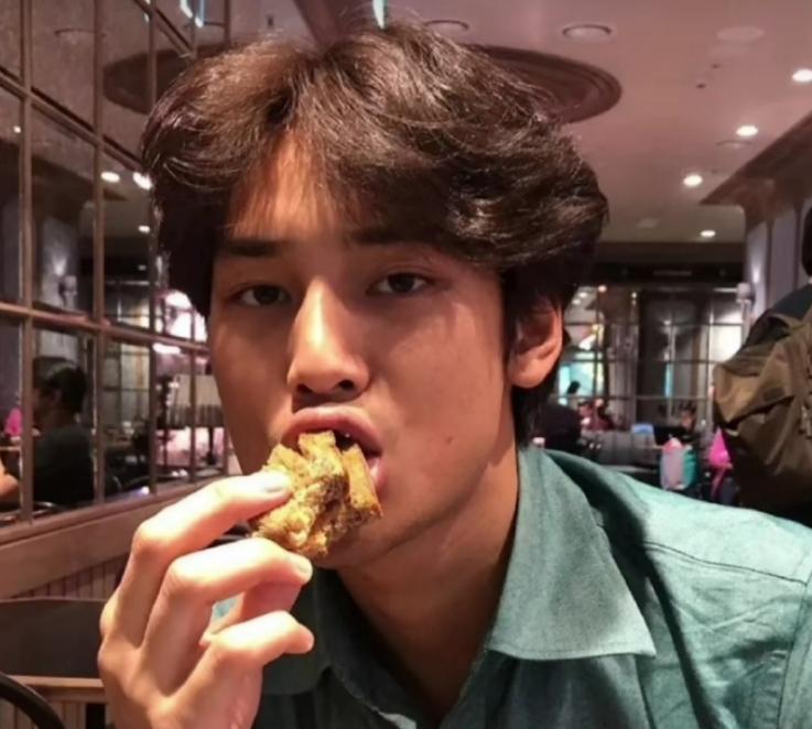 Apo, the actor of "The Young Master of the Gangster Falls in Love with ...