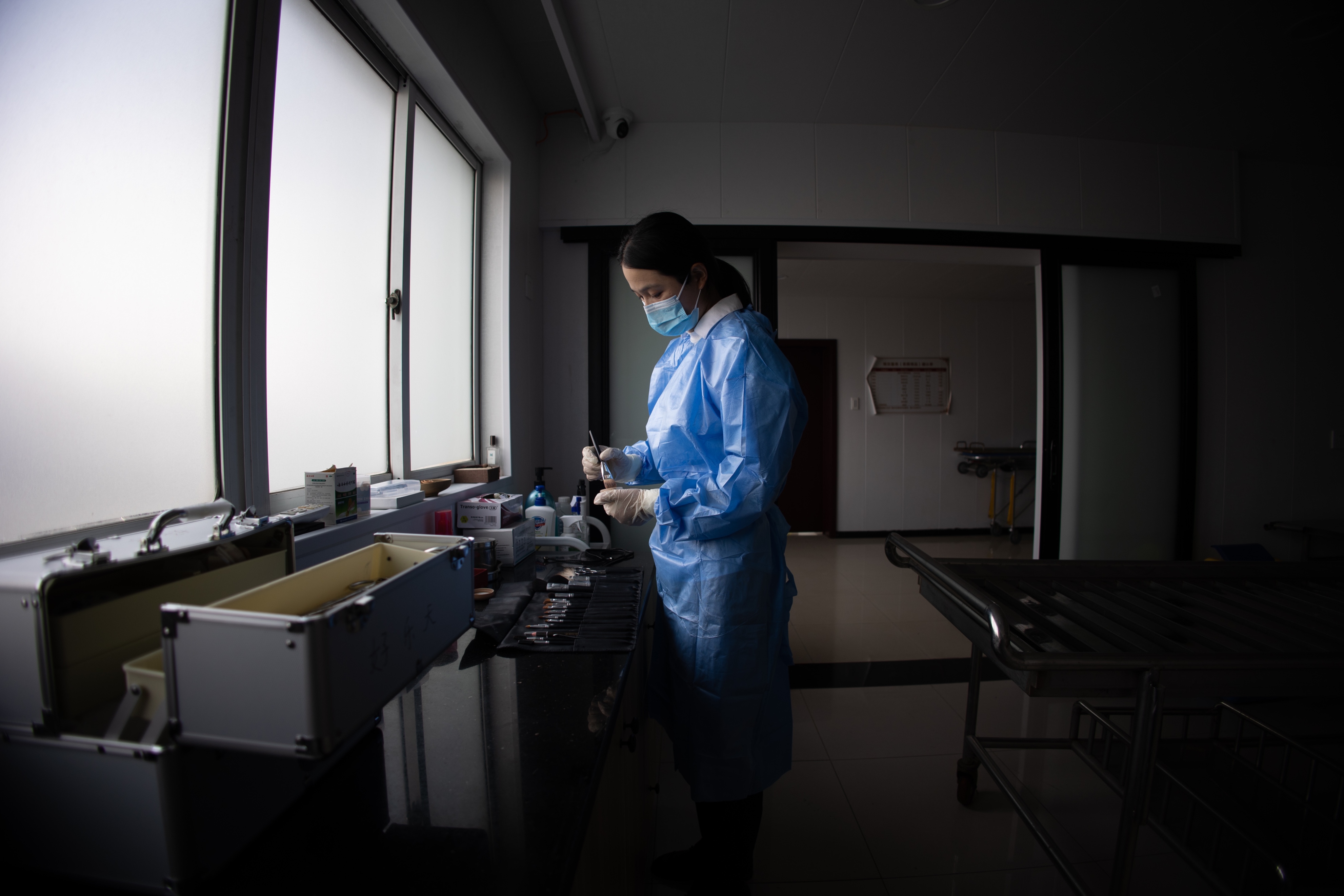 The female mortuary in the reality of "Major Events in Life" sighs: In ...