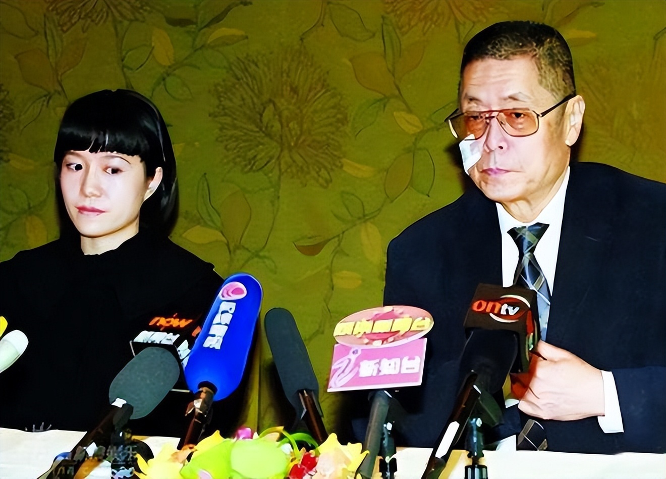 Liu Shikun: At the age of 76, he married his 37-year-old lover, and at ...