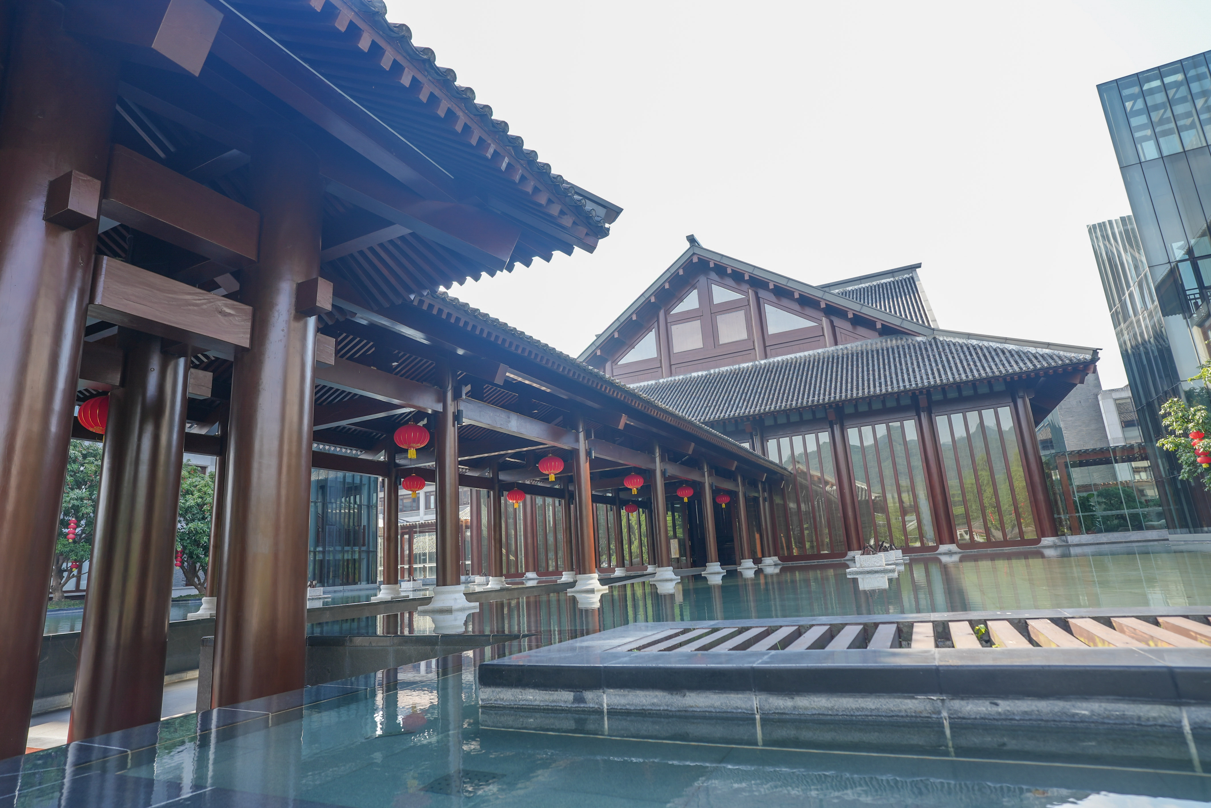 Zen Spring Resort Hotel, just the hotel lobby is extraordinary, do you ...