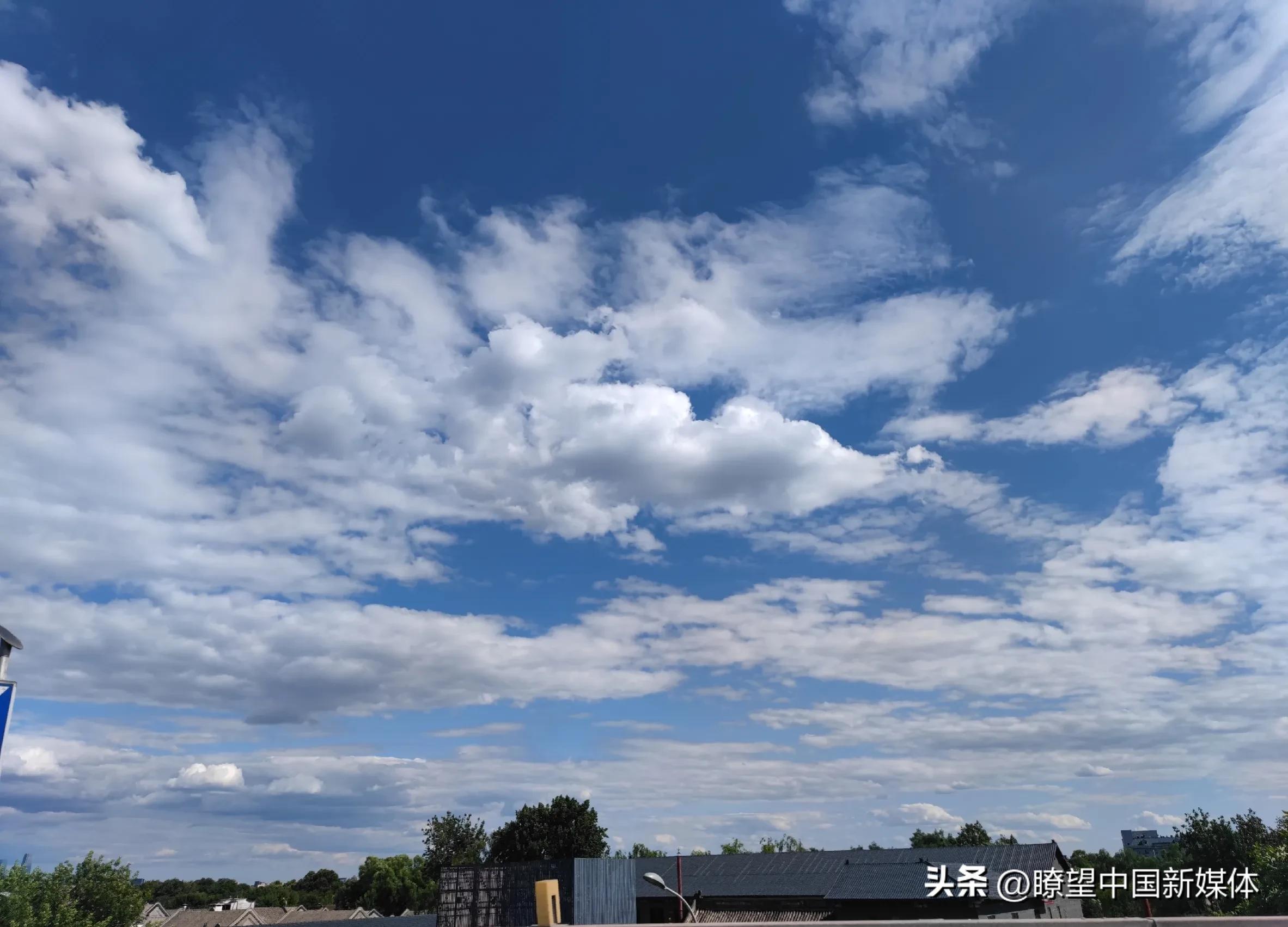 〖Looking·August 1 Special Issue〗 Collection of Lei Shiping's Poems - iNEWS