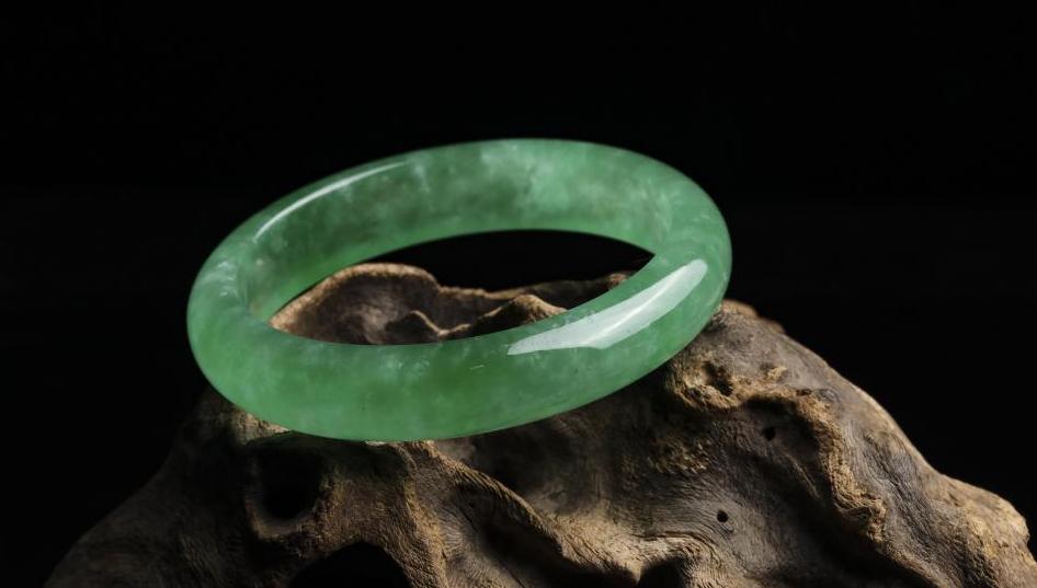 Lantian Jade: A Treasure of Chinese Traditional Jade - iNEWS