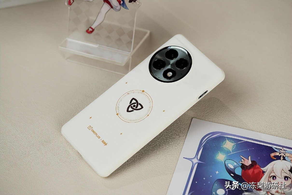 The OnePlus Genshin Impact offline store was full, and passers-by ...