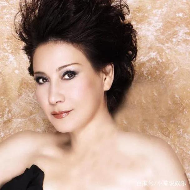 The Queen of Hong Kong's "Five Big Lungs": Jenny, Ye Liyi, Du Lisha ...