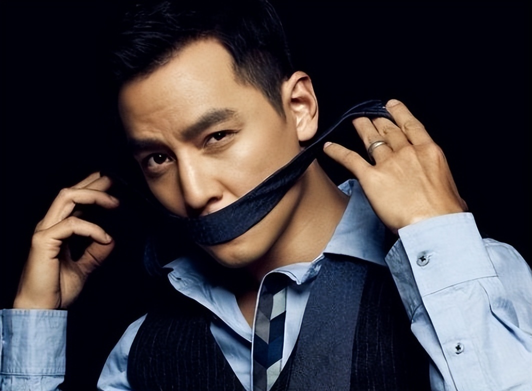 48-year-old Wu Yanzu's recent photos were exposed, what did ten years of asexual marriage bring ...