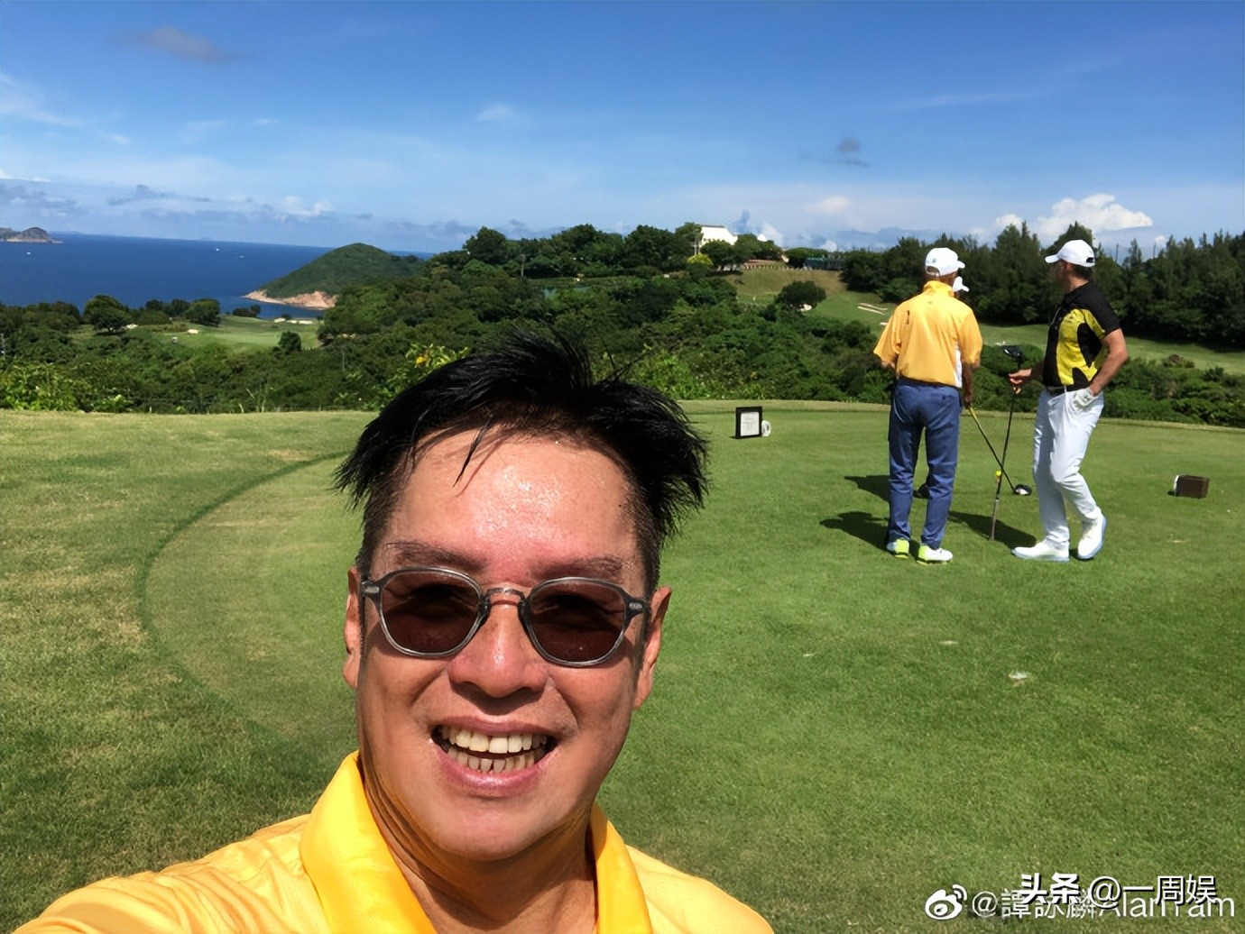 Alan Tam plays golf with friends, Wang Minde rarely shows up, with ...
