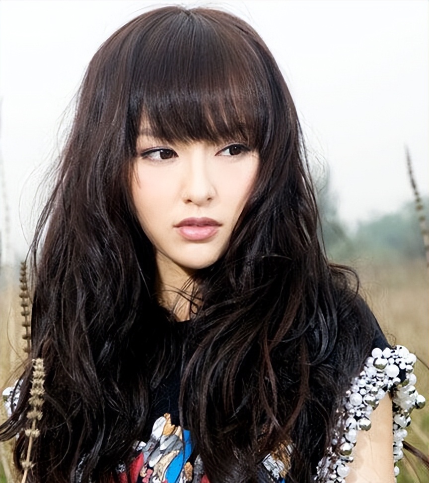 Actress Clothing - Tang Yan (5) - iNEWS