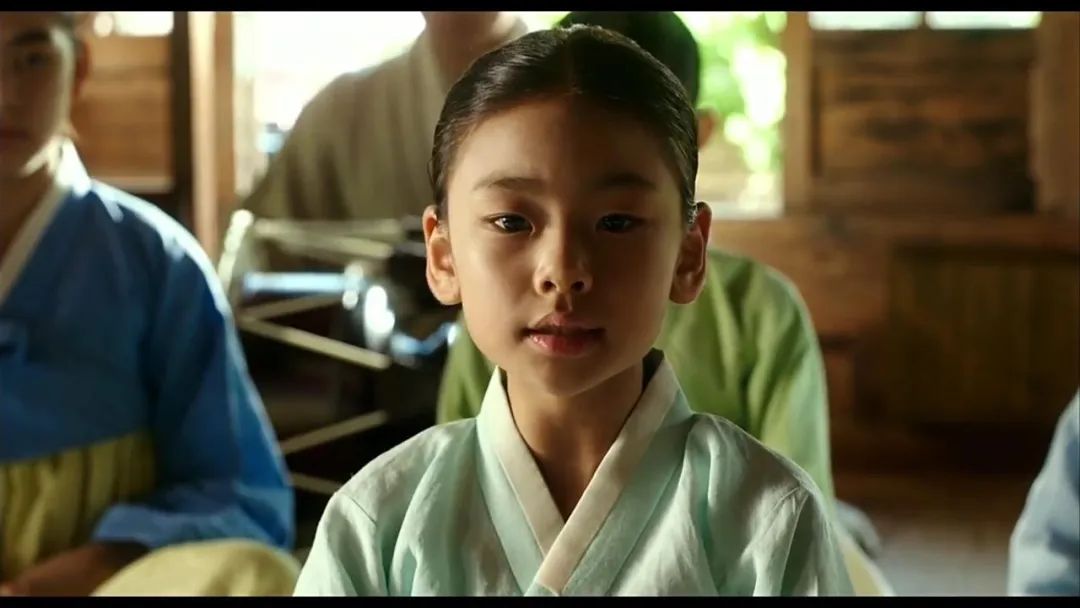 To take revenge on a scumbag girlfriend and sell her body? Han Hyo-joo ...