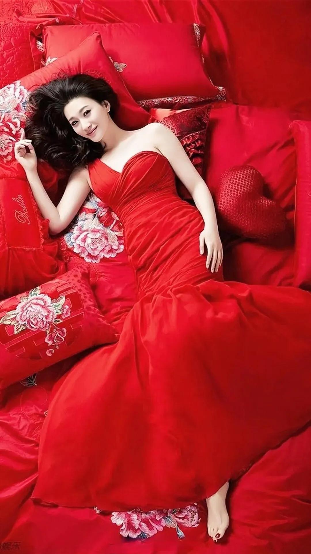 Li Xiaoran: Time has never been defeated beauty, good looks and figure ...