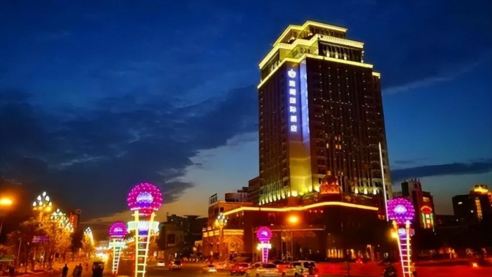The trip to Deyang, the first meeting, the deja vu in a dream——Wu Ge ...