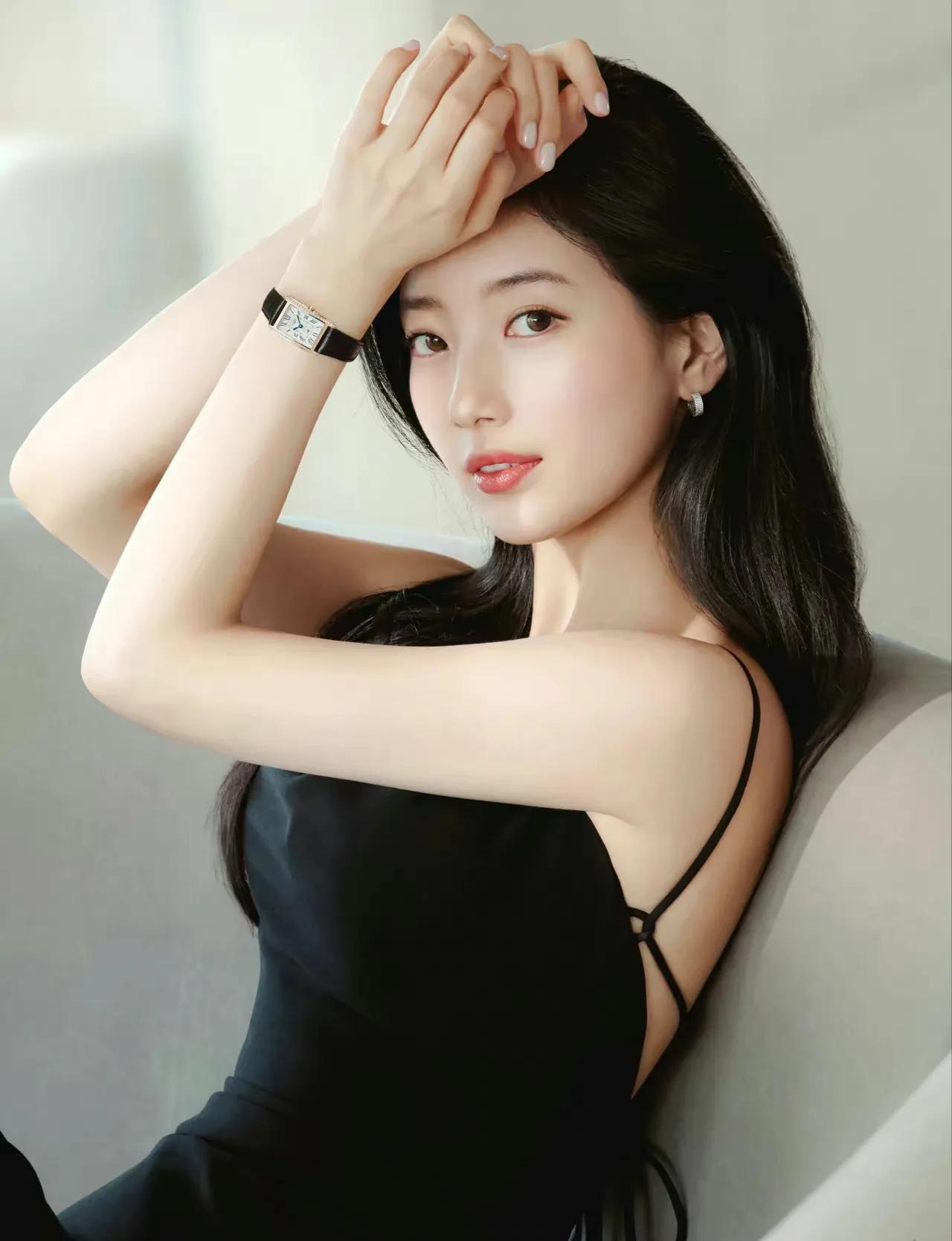Korean sexy goddess: Bae Suzy - iNEWS