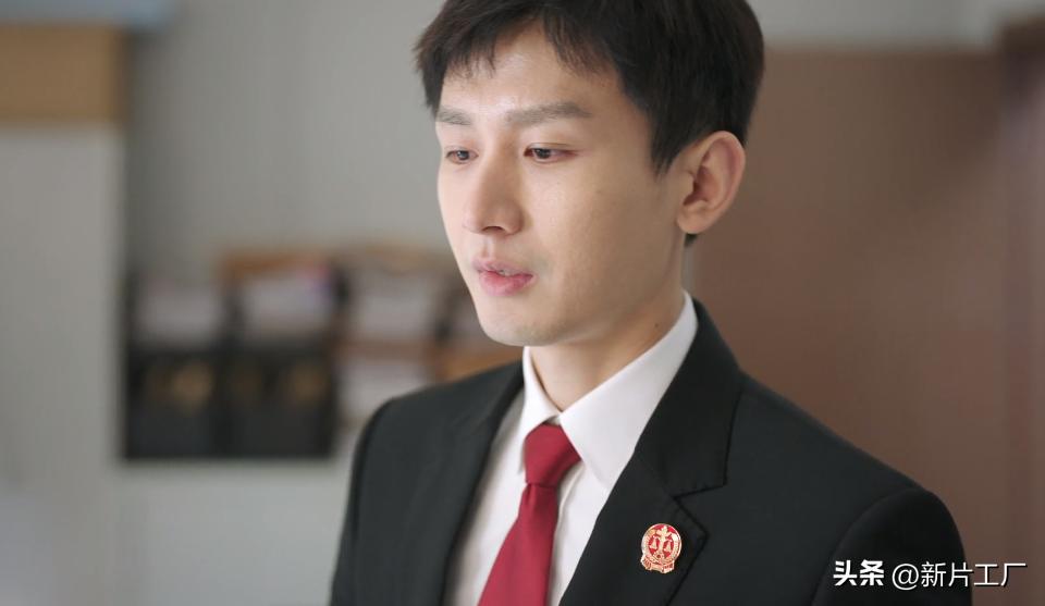 "The Bottom Line" held a man and a woman, Cheng Yi met a good opponent ...