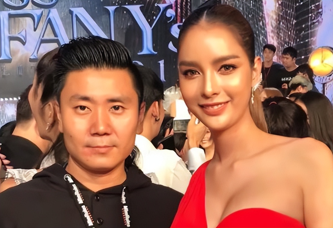 Chinese rich man married Thai ladyboy queen, barren but still happy and ...