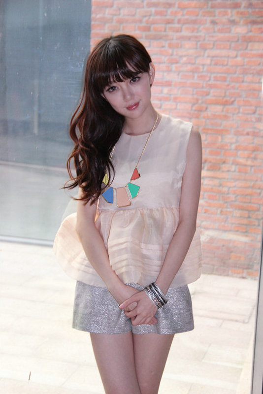 Mingyang Entertainment—Beauty Star—Wang Xiaomin - iMedia