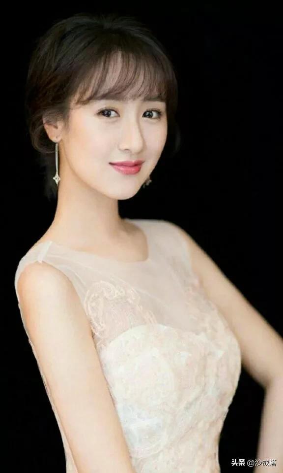 The beautiful Yuan Bingyan - iNEWS