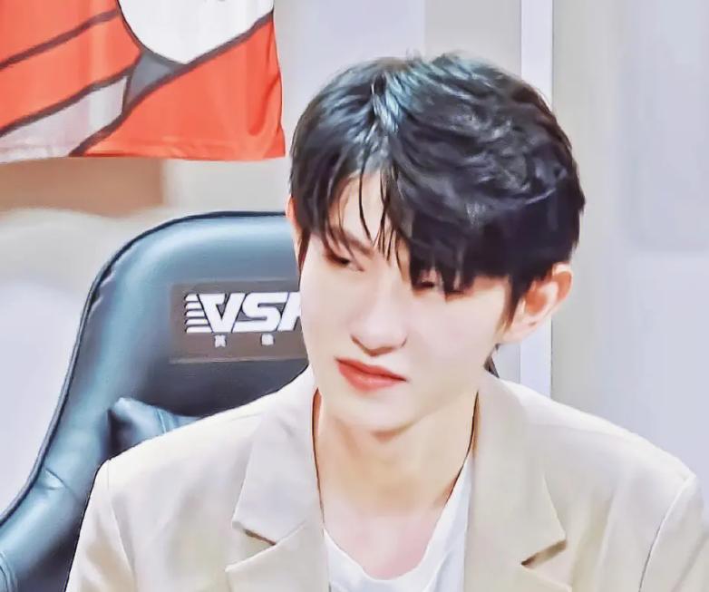 Yinuo's debut sparked controversy among players! Supporting WB to win ...