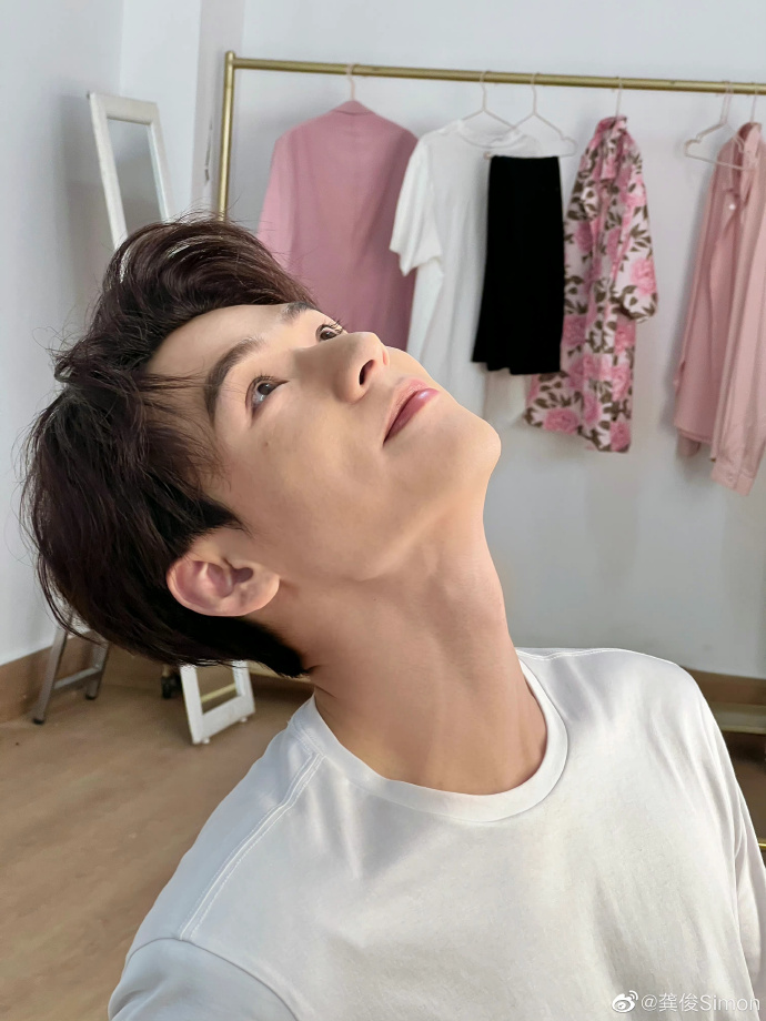 9.2 Beautiful pictures: Li Yitong, Zhang Yixing, Zhao Lusi, Luhan, Gong ...