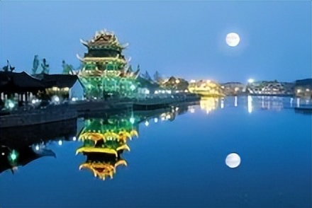 It is the largest lake in Pinghu - iNEWS