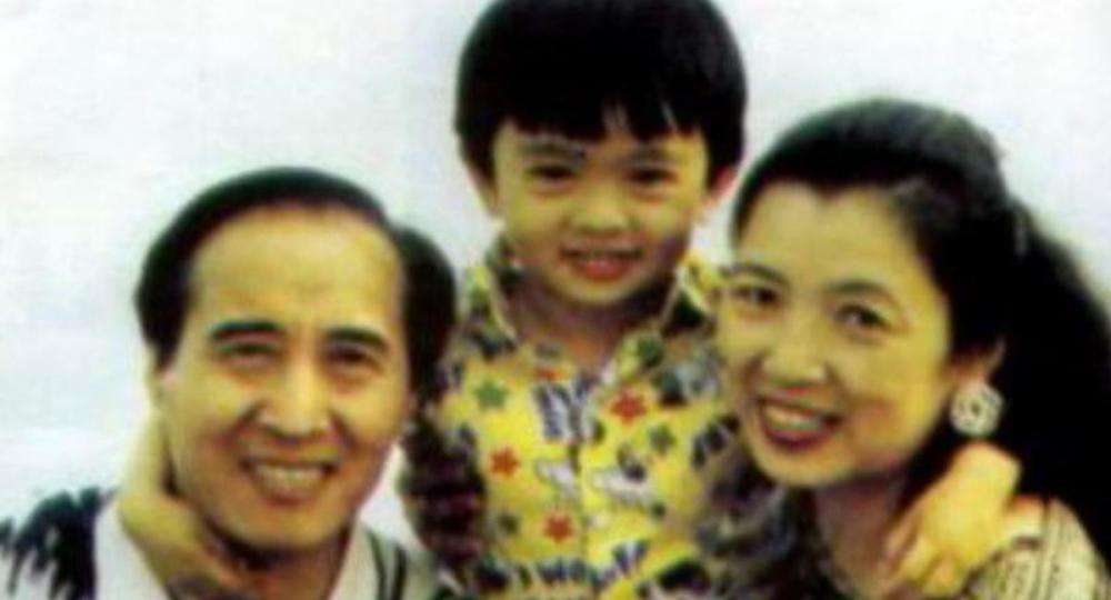 Lin Liguo's fiancee Zhang Ning: Beautiful and versatile - iNEWS