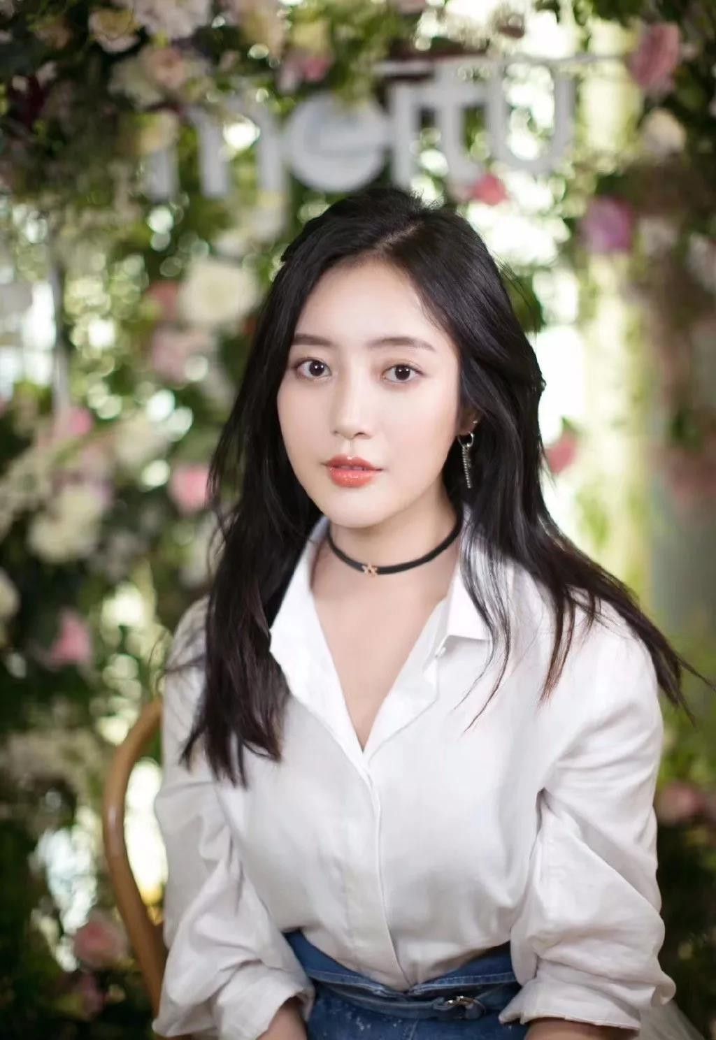 Wang Ziwei, a sweet girl - iNEWS