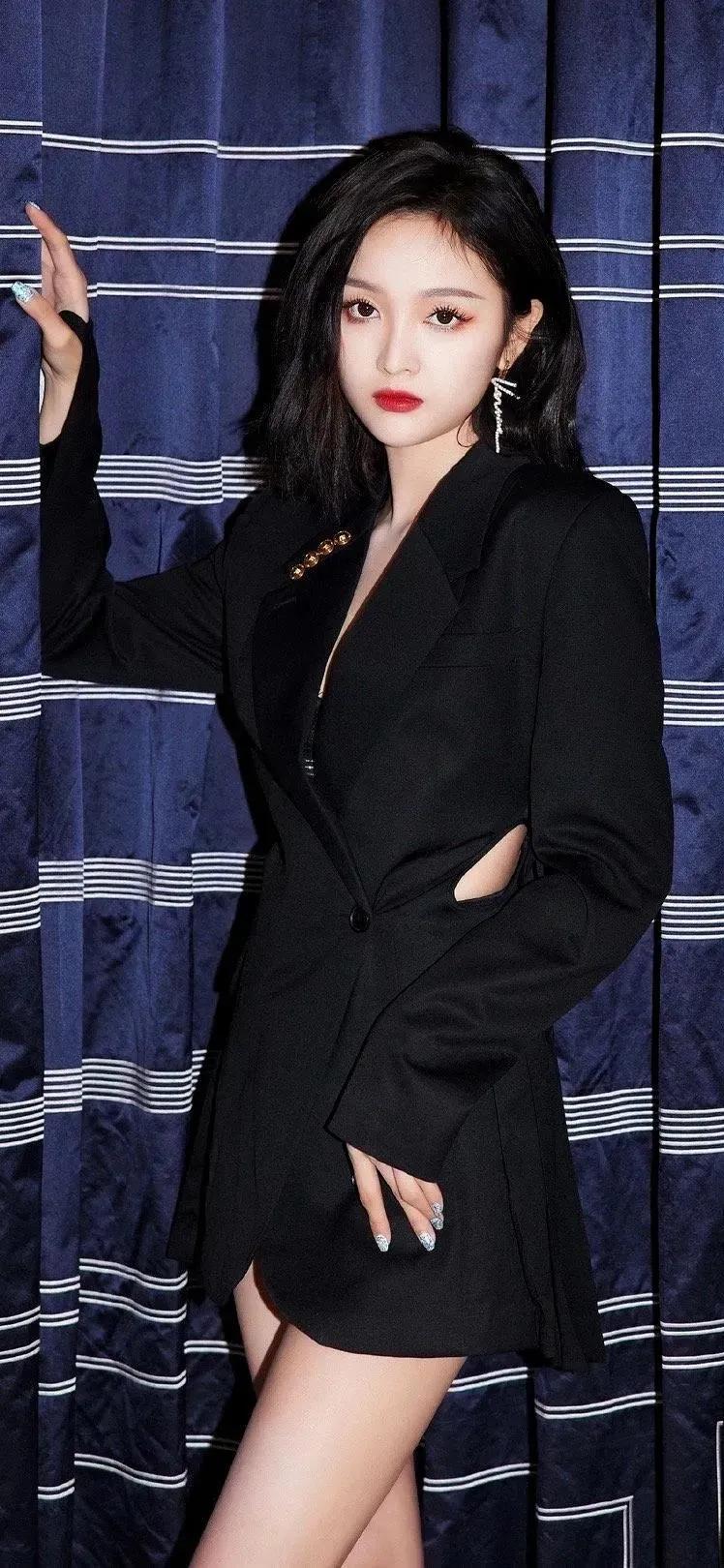 Wu Xuanyi's beautiful picture - iNEWS