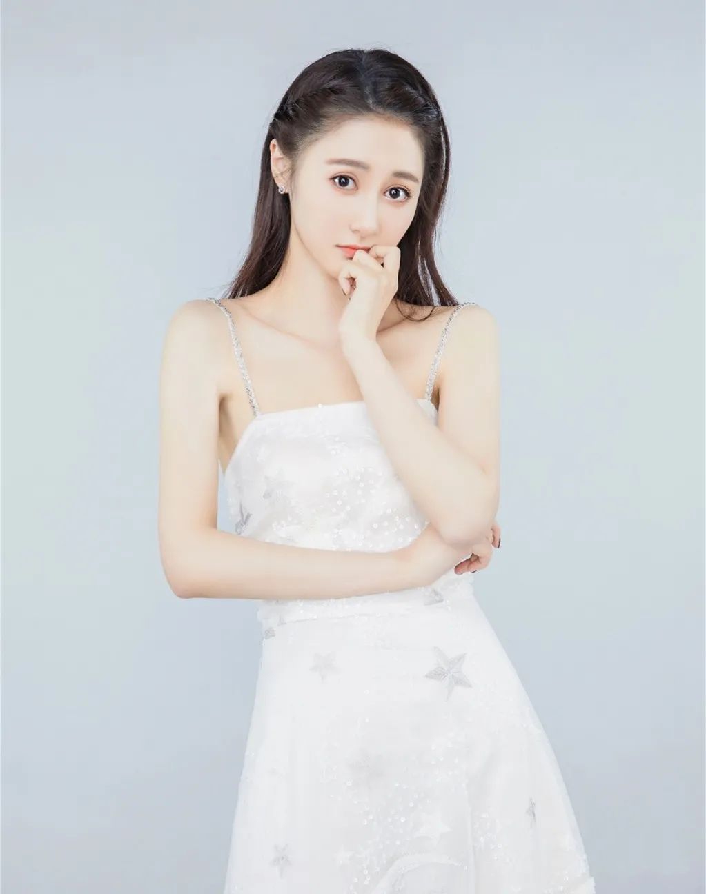 Ma Zehan, sweet and lovely "cat girlfriend" - iNEWS