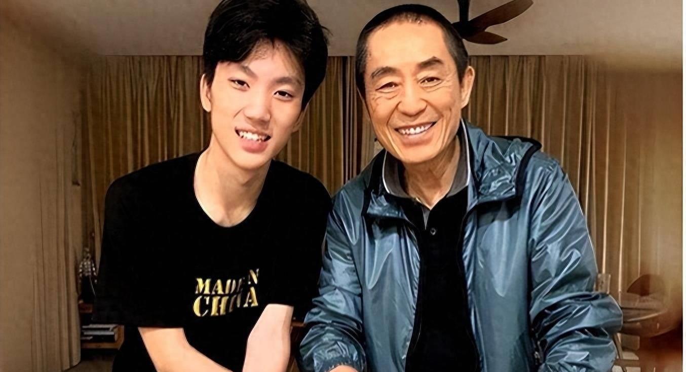 Zhang Yimou's son Zhang Yinan: My mother is Chen Ting, why do they say I look like Aunt Gong Li ...