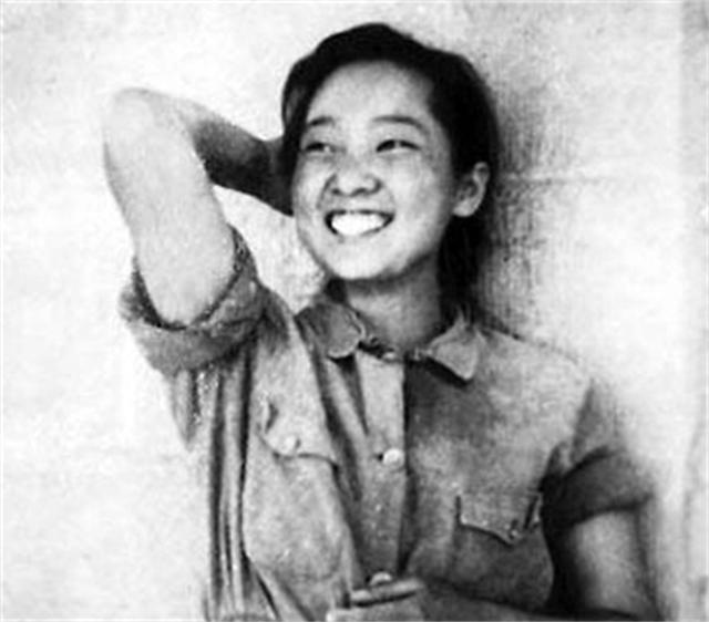 Tian Fang's last time: leaving two hundred yuan for Yu Lan, and passing ...