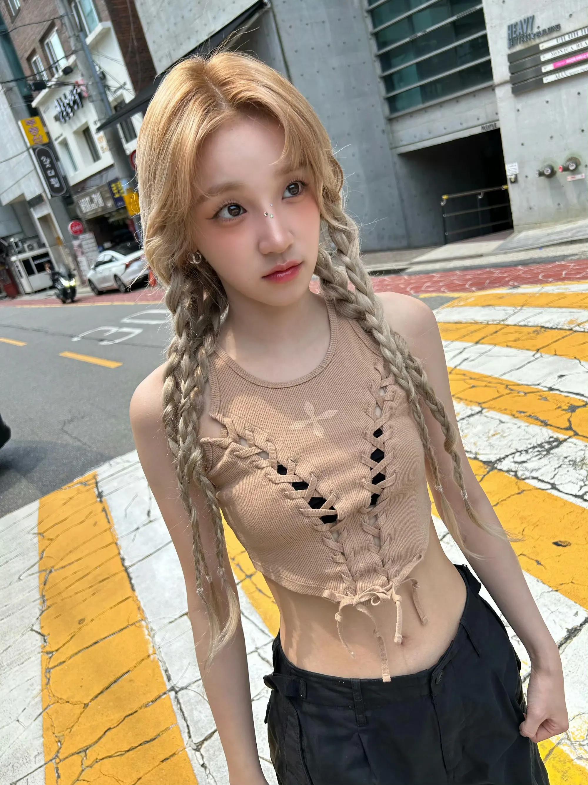 Song Yuqi's unrestrained beauty shoot - iMedia