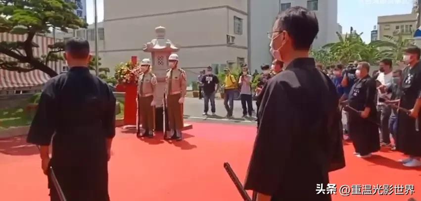 Taiwanese groups protested against Kaohsiung's setting up of a bronze ...