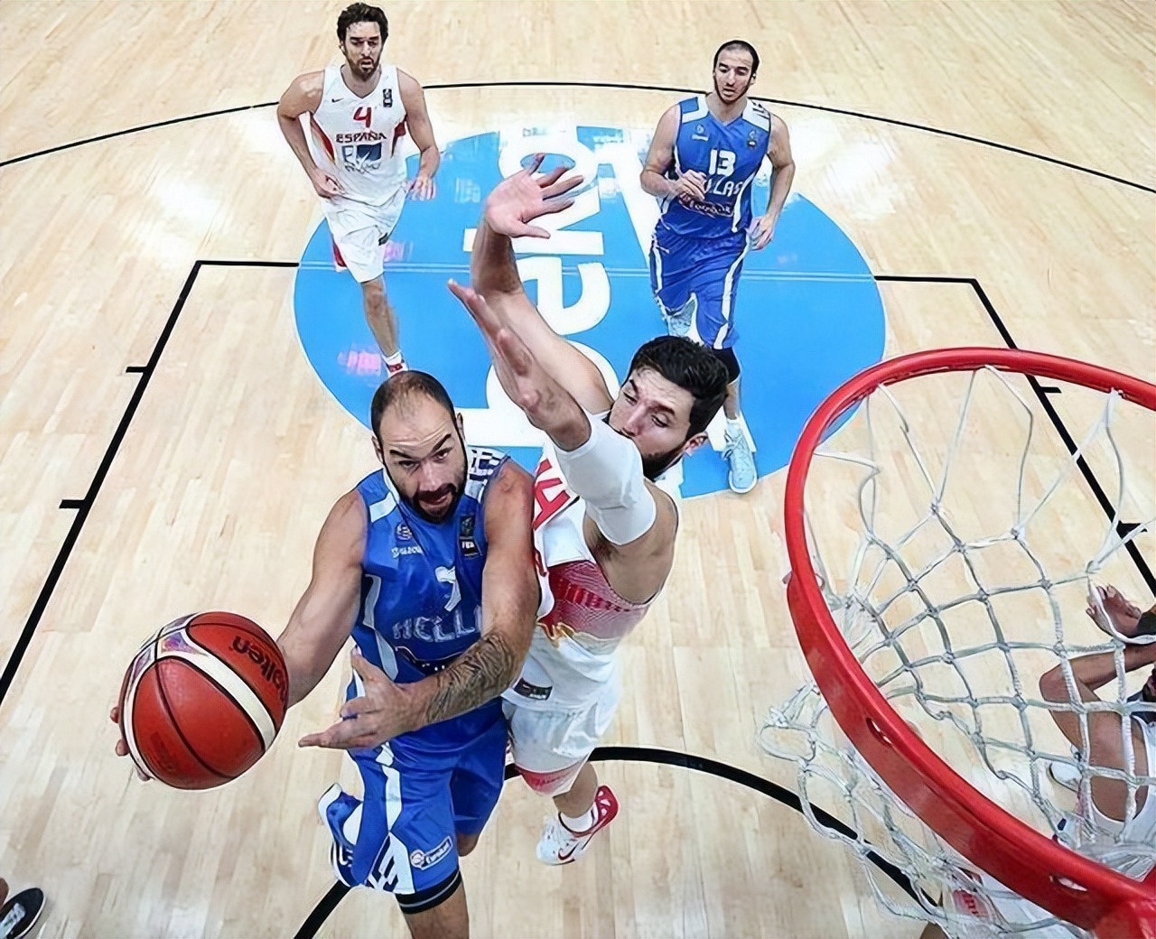 3MVP+1FMVP, 22 points beat Meng Qi to win the championship, "European Kobe" was eliminated after ...