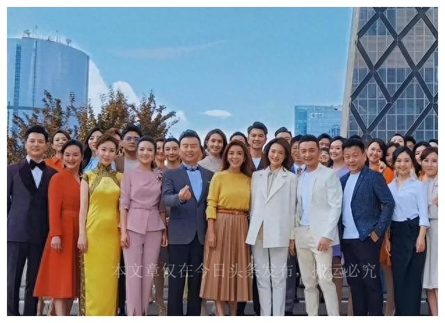 Here's a breakdown of the 4 “female stars” of local TV stations ...