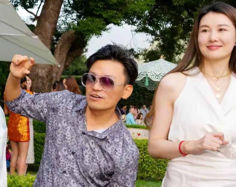 The love legend of Wang Baoqiang and Feng Qing: rebirth and expectation - iNEWS